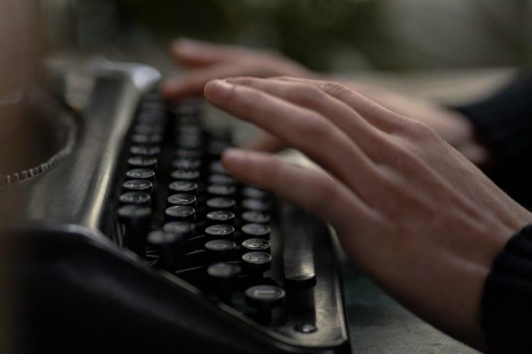 Magegee Keyboard Manual: Easy Setup & Troubleshooting Tips